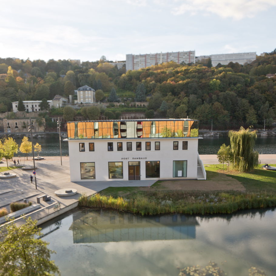 Site Web et Réseaux Sociaux pour Port Rambaud